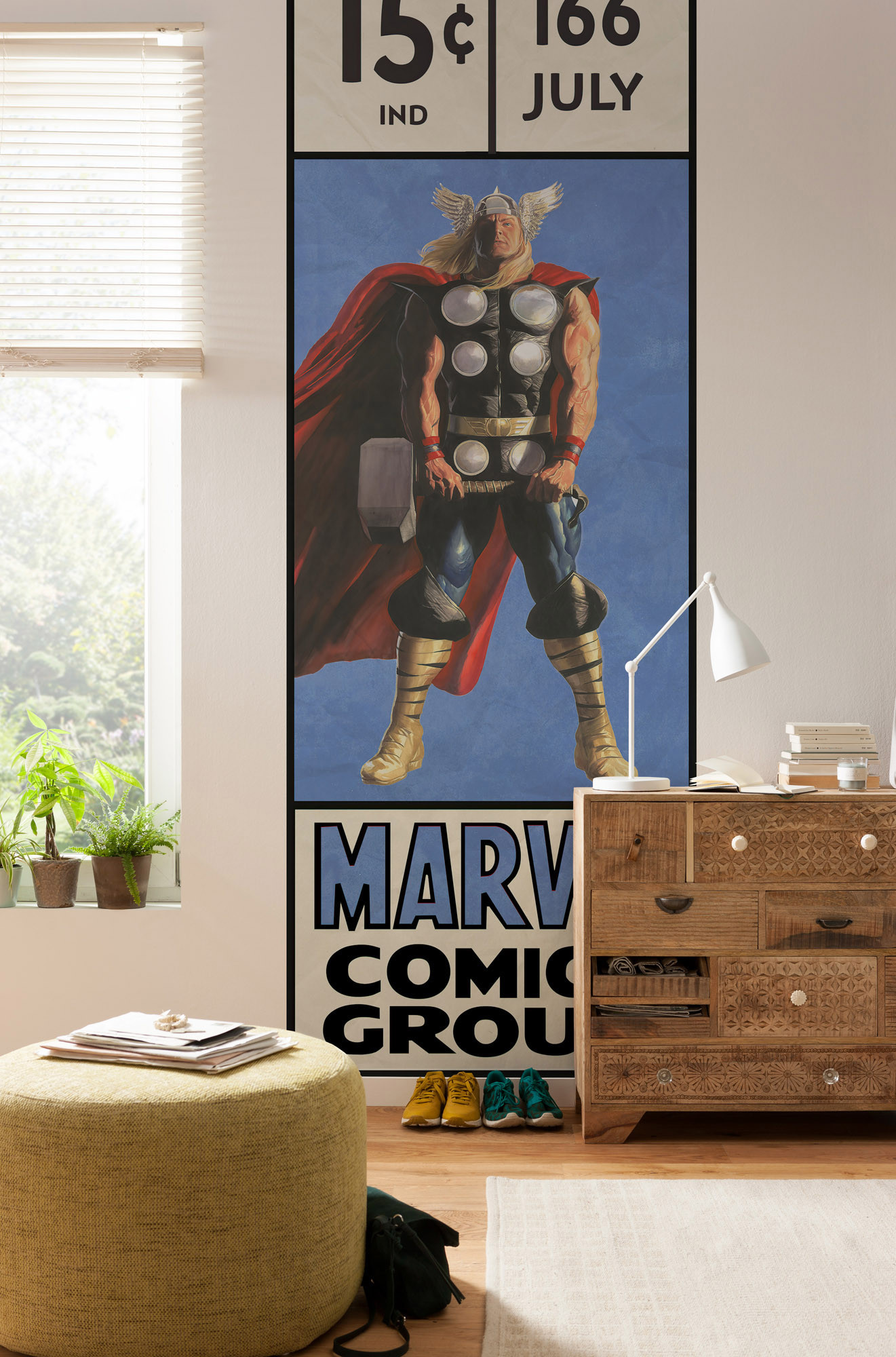 Photomurals | Digitally printed photomural "Thor Retro Comic Box" by Komar®