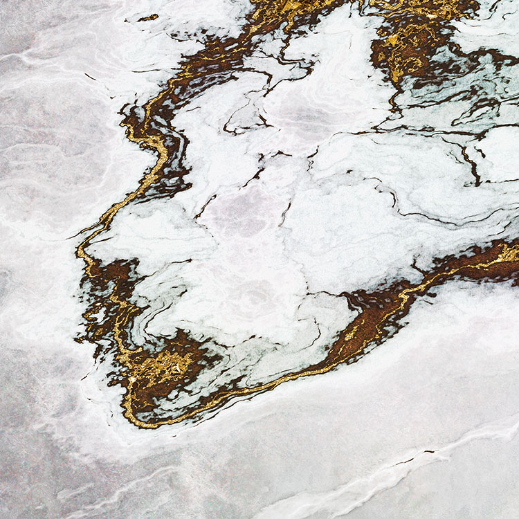 Marble Vibe - Luxury Marble Dot | Komar®